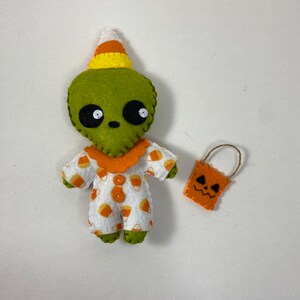 Trick or Treating Alien Candy Corn Clown Halloween Felt Art - Etsy