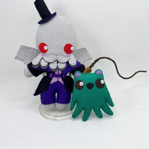 Ringleader Cthulhu Felt Art Doll, Circus Cthulhu Plush, Goth Room Decor ...