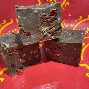 Milk Chocolate Cherry Pecan Fudge 1/2 Pound - Etsy