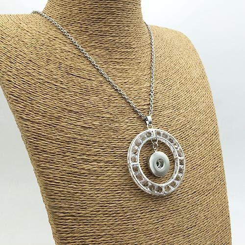 Snap Necklace Crystal Circle Snap Necklace, Silvertone, 24 Link Chain ...