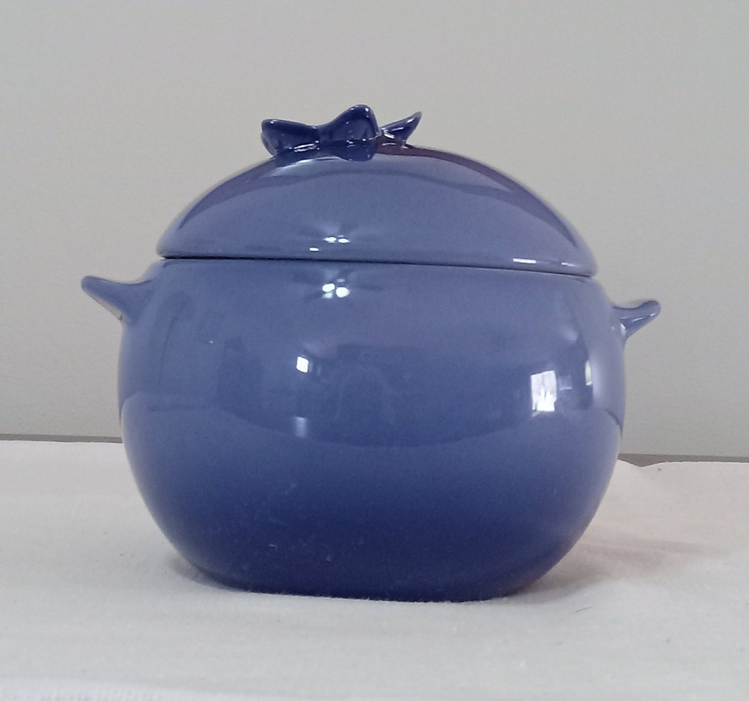Le Creuset Stoneware Blueberry Cocotte/small Casserole/blue - Etsy