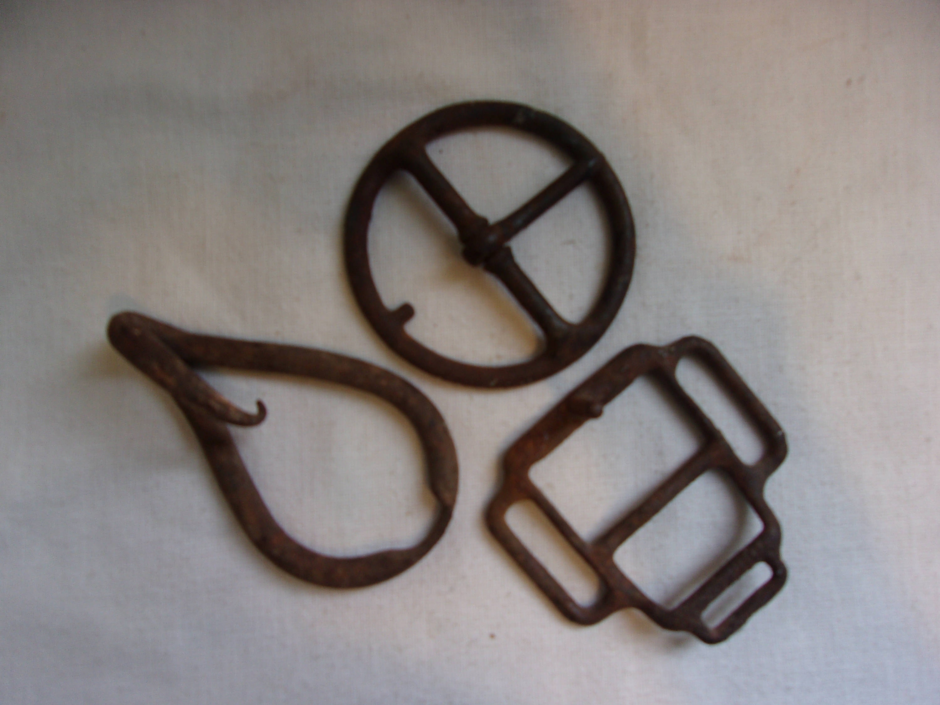 Rusty Iron Chinch and Harness Buckles/ Lot of 3 /vintage Buckles ...