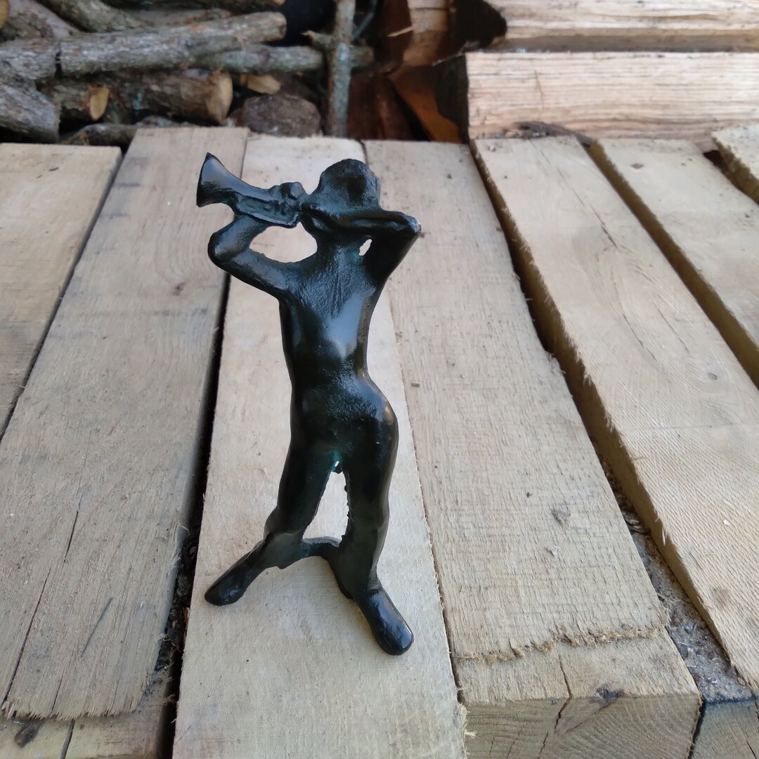 Bronze Statue/bugle Boy/japan/brutalist Style - Etsy