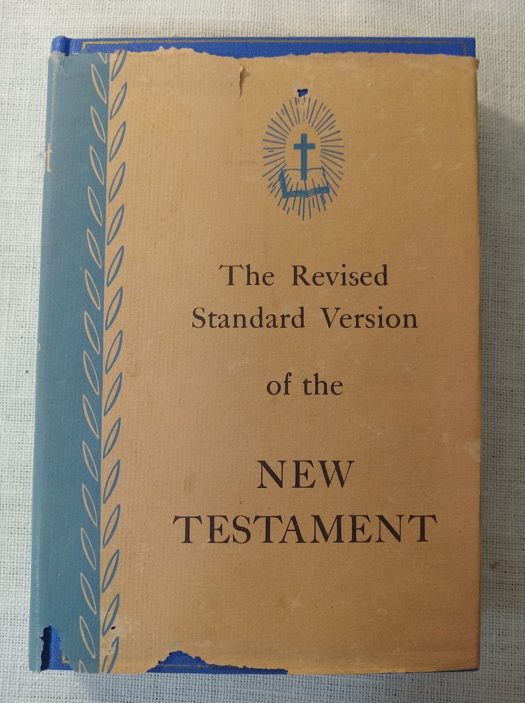 Bible New Testament/revised Standard Version/hardbound 1946/blue Book ...