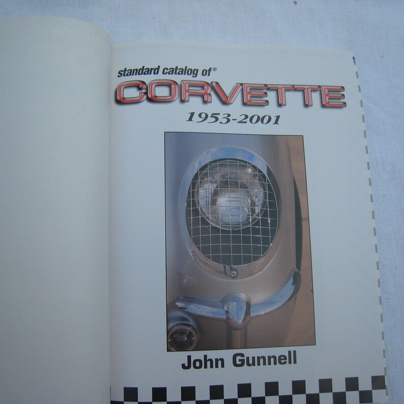 Corvette/standard Catalog Of/1953-2001/john Gunnell/fathers - Etsy