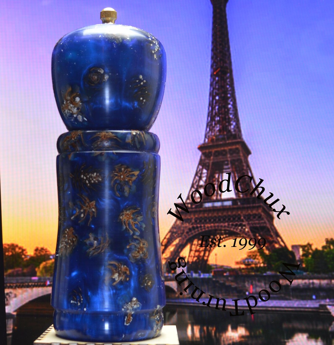 Pepper Mill Grinder Peppermill Pine Cones & Resin Handmade Hand Crafted ...