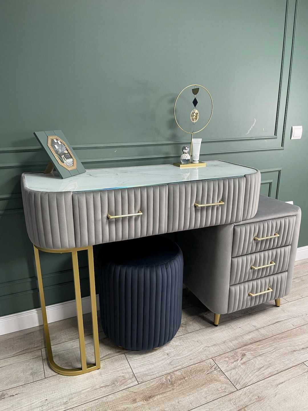 Ladies' Table With 5 Capacious Drawers - Etsy