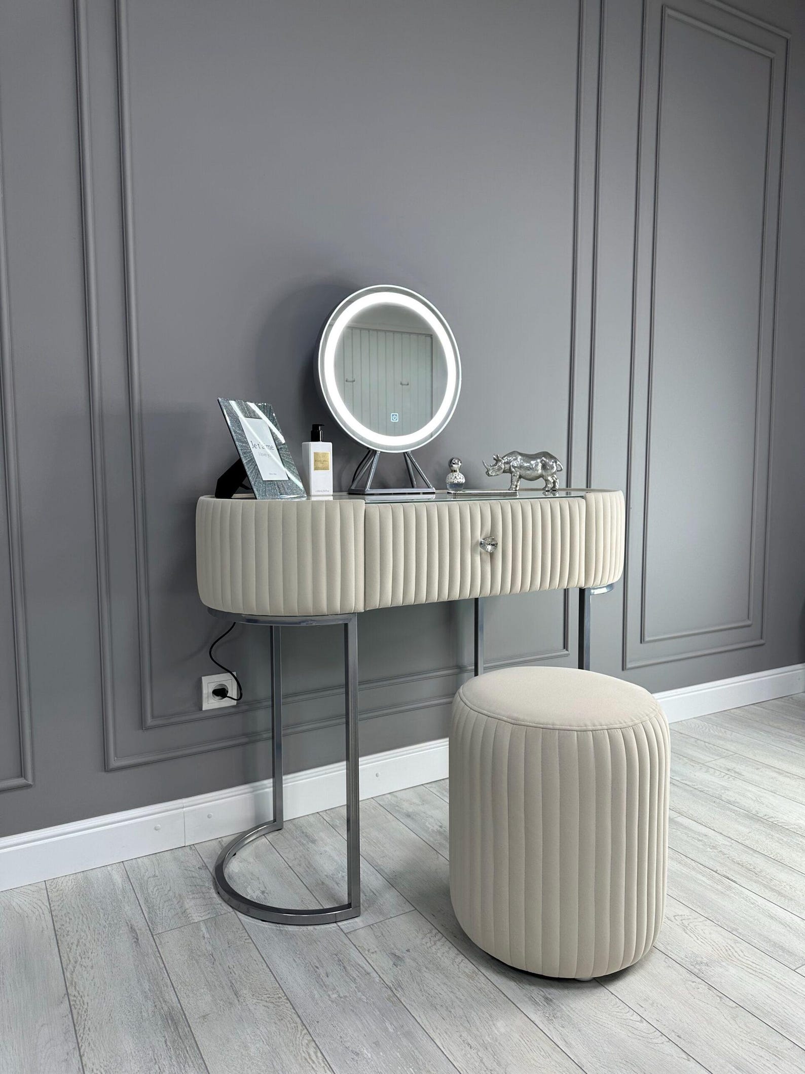 Makeup Vanity Table Console - Etsy
