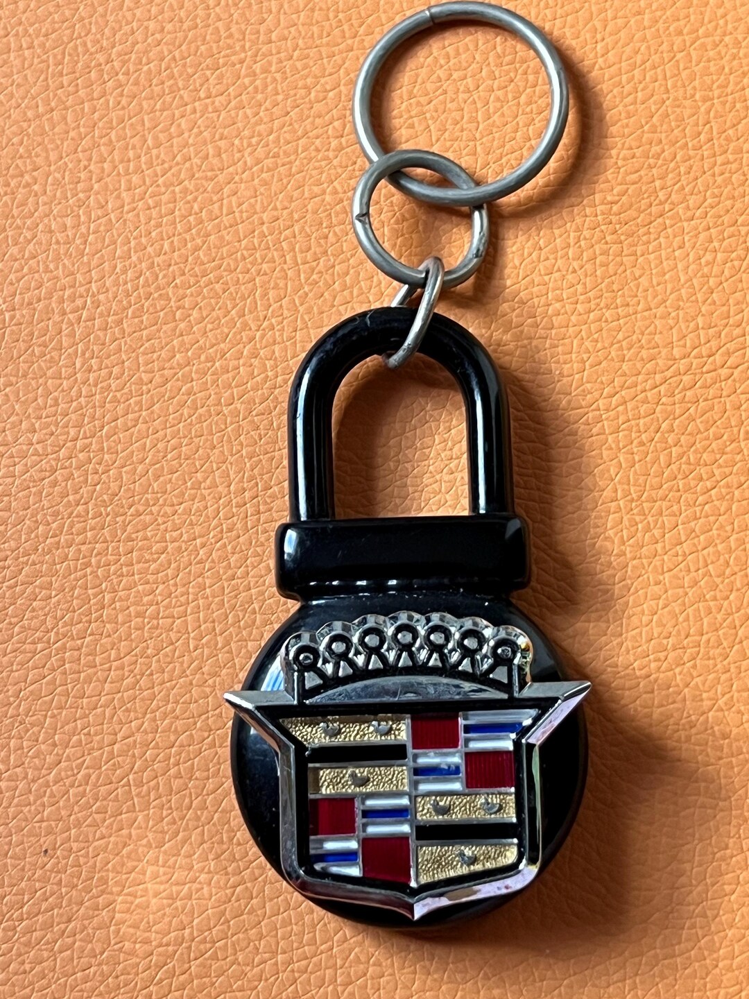 Vintage Cadillac Car Emblem Keychain - Etsy