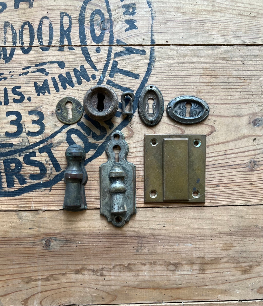 Set of 8 Antique Salvaged Keyhole Plates - Etsy