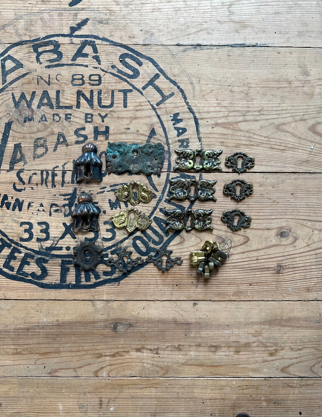 Set of Salvaged Antique Furniture Keyholes - Etsy
