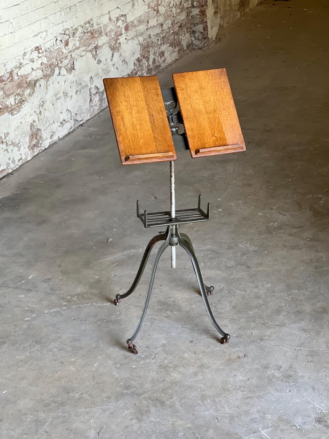 Antique Cast Iron and Oak Adjustable Dictionary Stand - Etsy