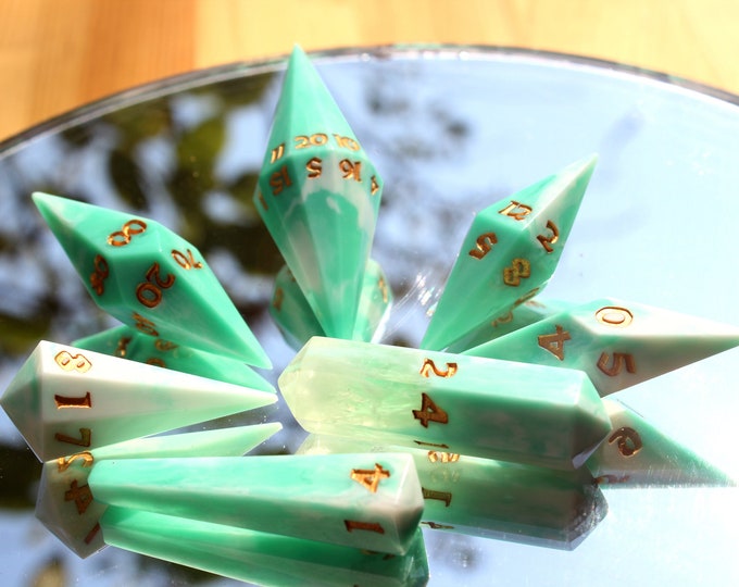 Green Crystal Dnd Dice - Jade 02 - Etsy