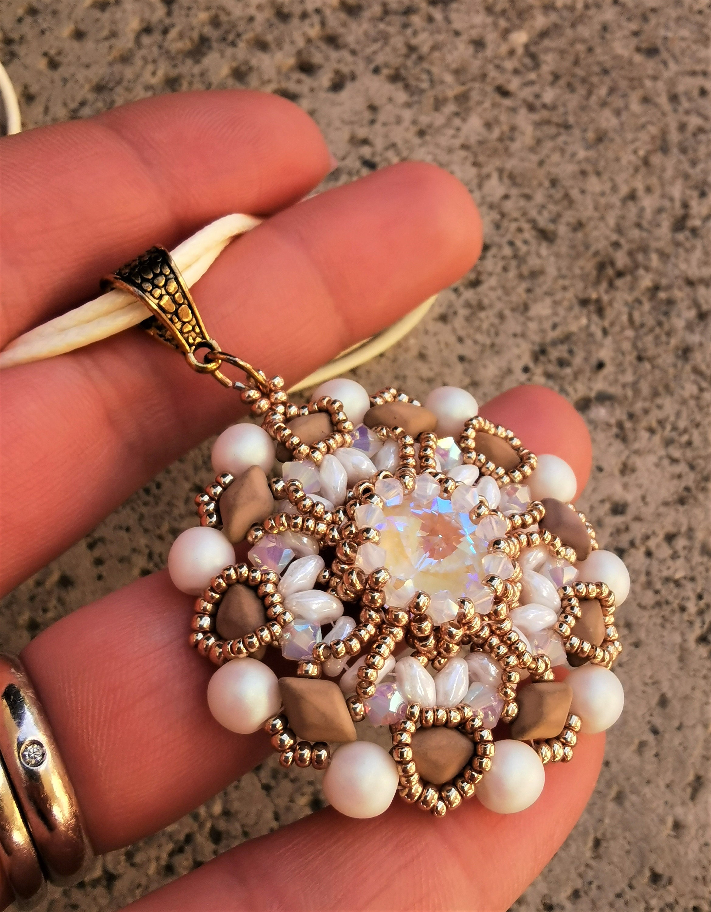 Beading Pattern Pendant Scilla, Beading Pattern and Tutorial, Gemduo ...