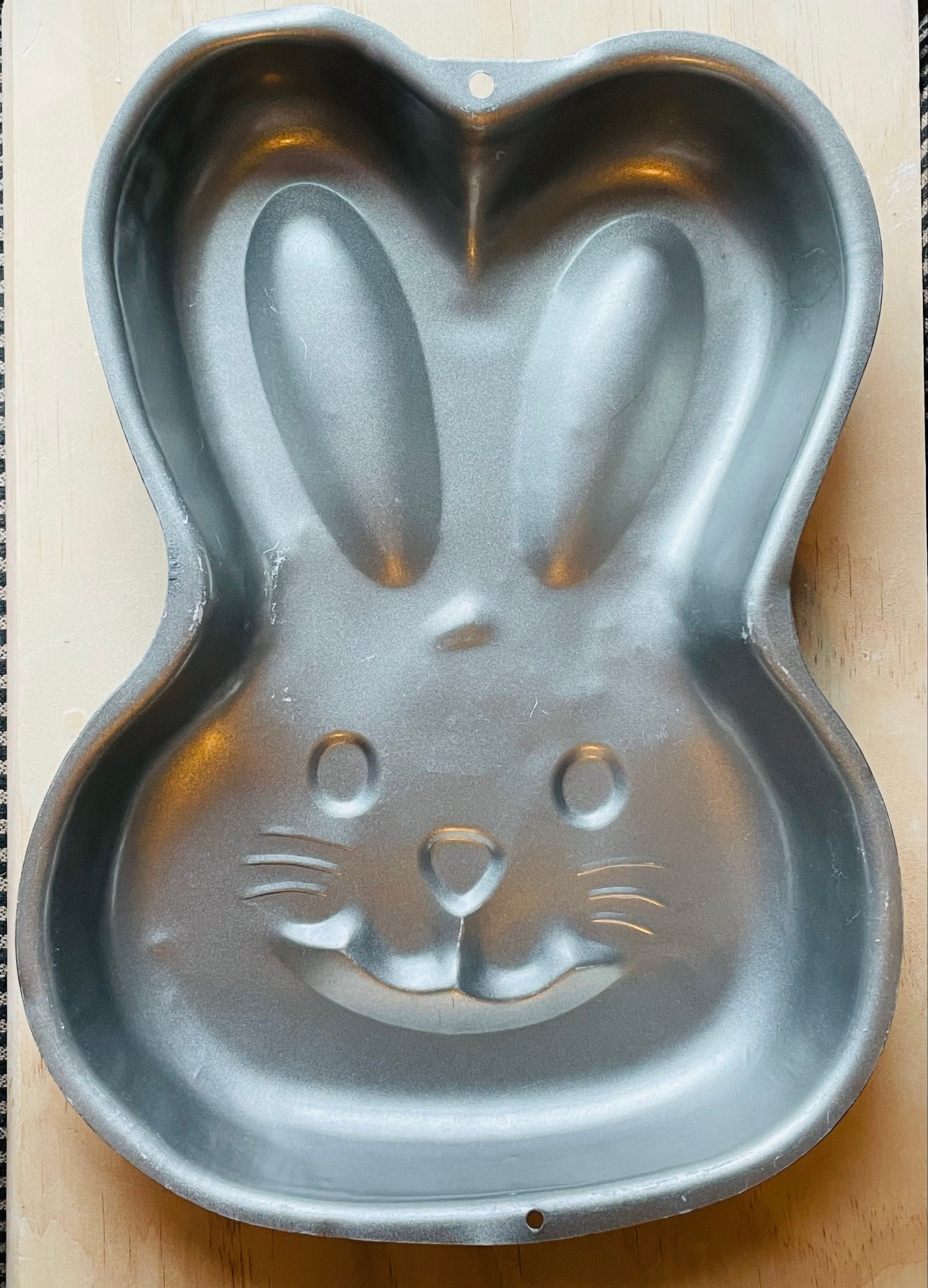 Wilton Bunny Aluminum Cake/dessert Pan Baking Pan Vintage 1997 - Etsy