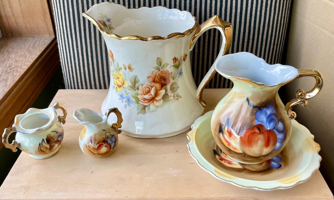 Porcelain Hand-painted Flower Motif: Large Pitchers No 21 Circle E ...