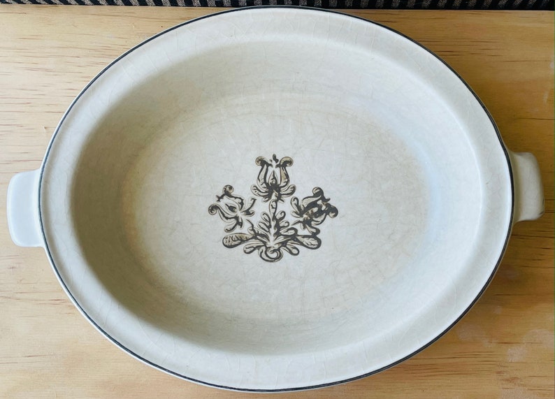 Vintage Pfaltzgraff Village Pattern Oval Tab Handled Serving - Etsy