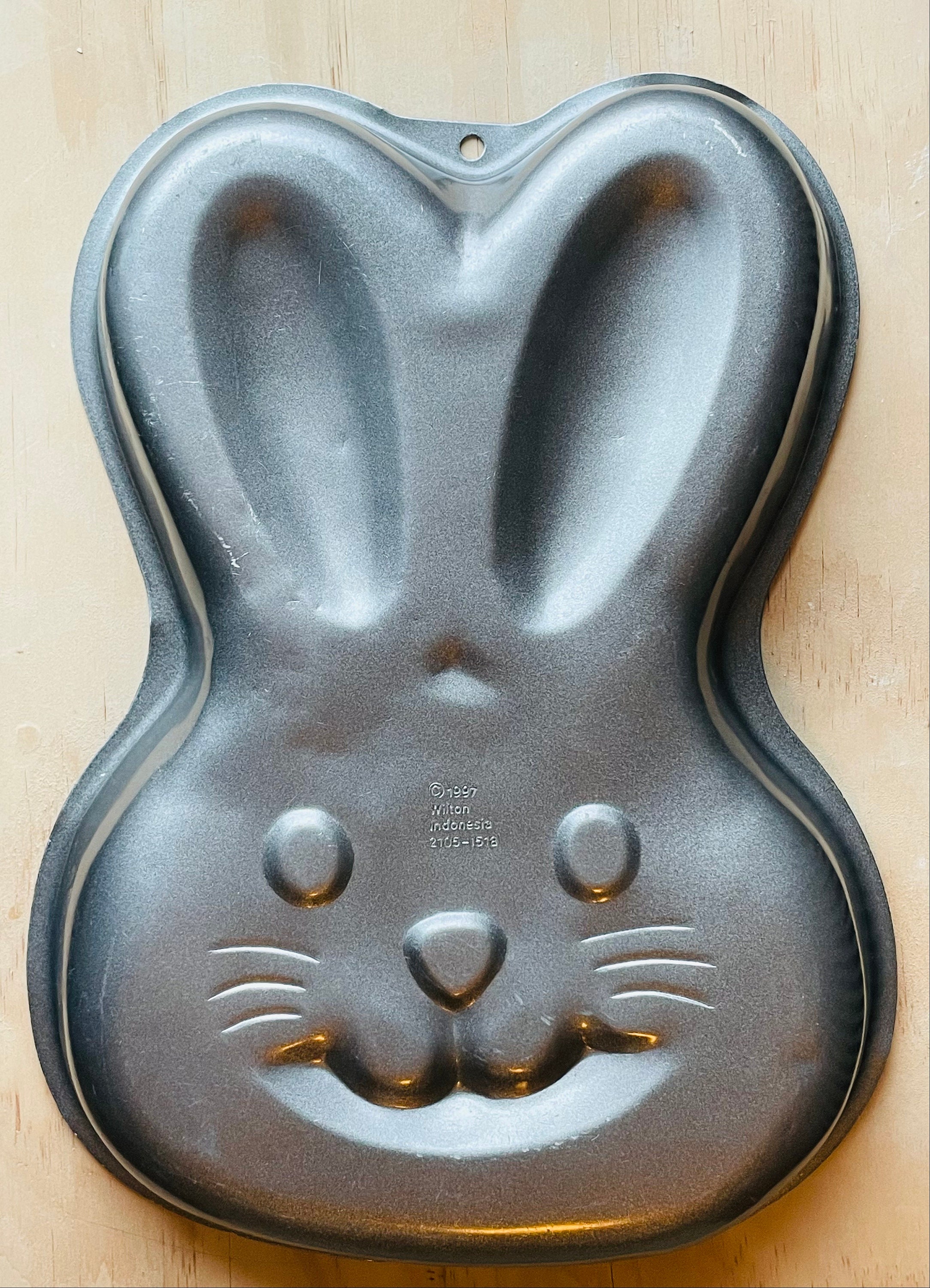Wilton Bunny Aluminum Cake/dessert Pan Baking Pan Vintage 1997 - Etsy