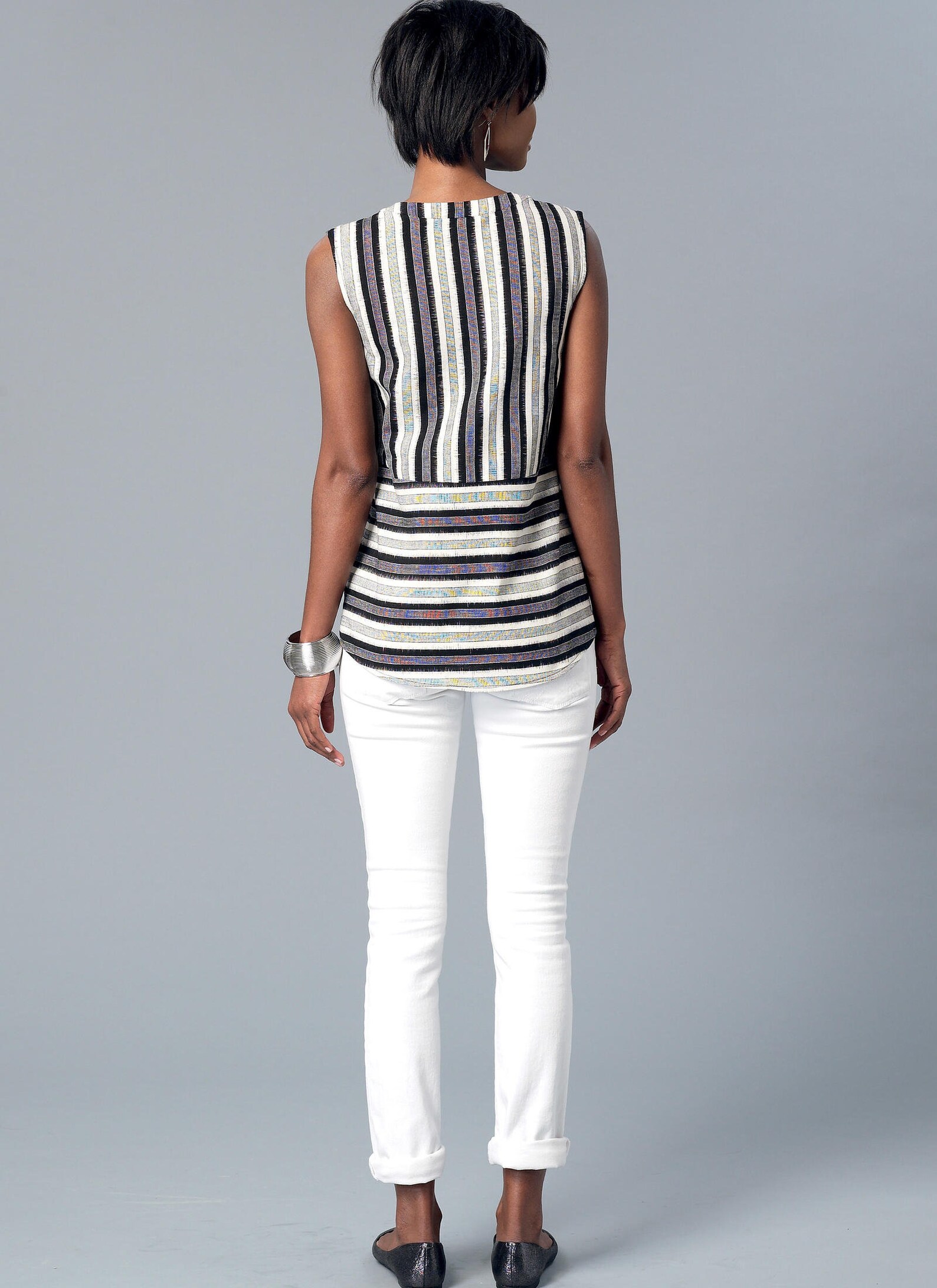 Sewing Pattern for Womens Tops With Split-neck, Seam-detail, Mccall's ...