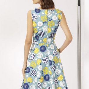 Sewing Pattern for Womens Dress in Sizes 8-18, V-neck Dresses, New Look ...