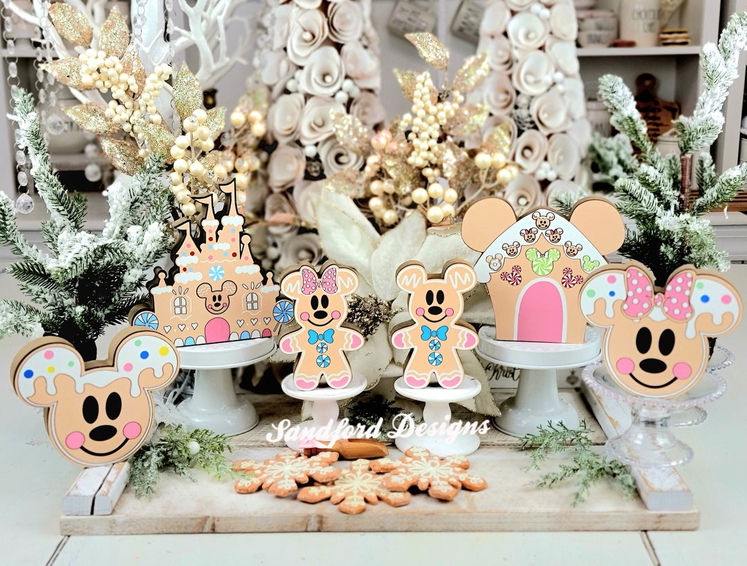Mickey and Minnie Gingerbread Decorations - Disney Gingerbread ...