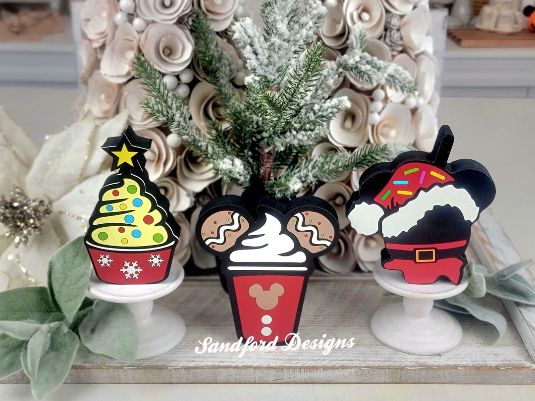 Disney Snack Decor, Dole Whip and Mickey Candy Apple Christmas Party ...