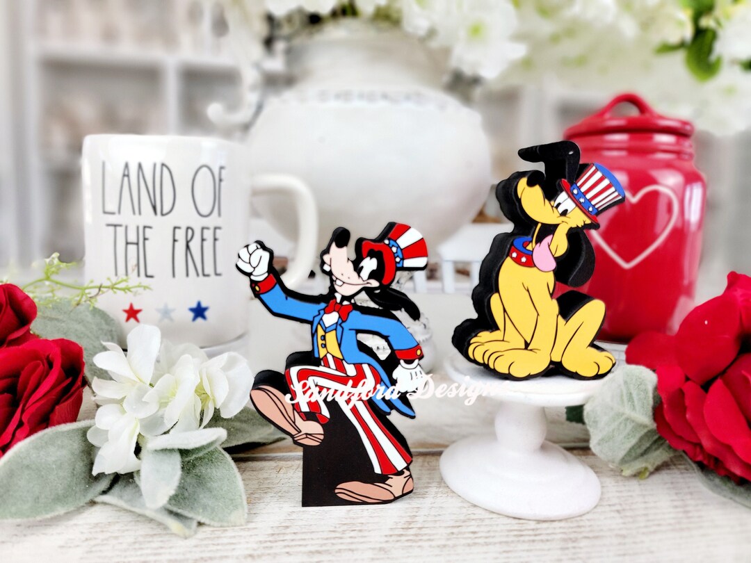 Goofy and Pluto Disney 4th of July Patriotic Decor Disney Summer ...