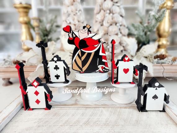 Queen Of Hearts Props