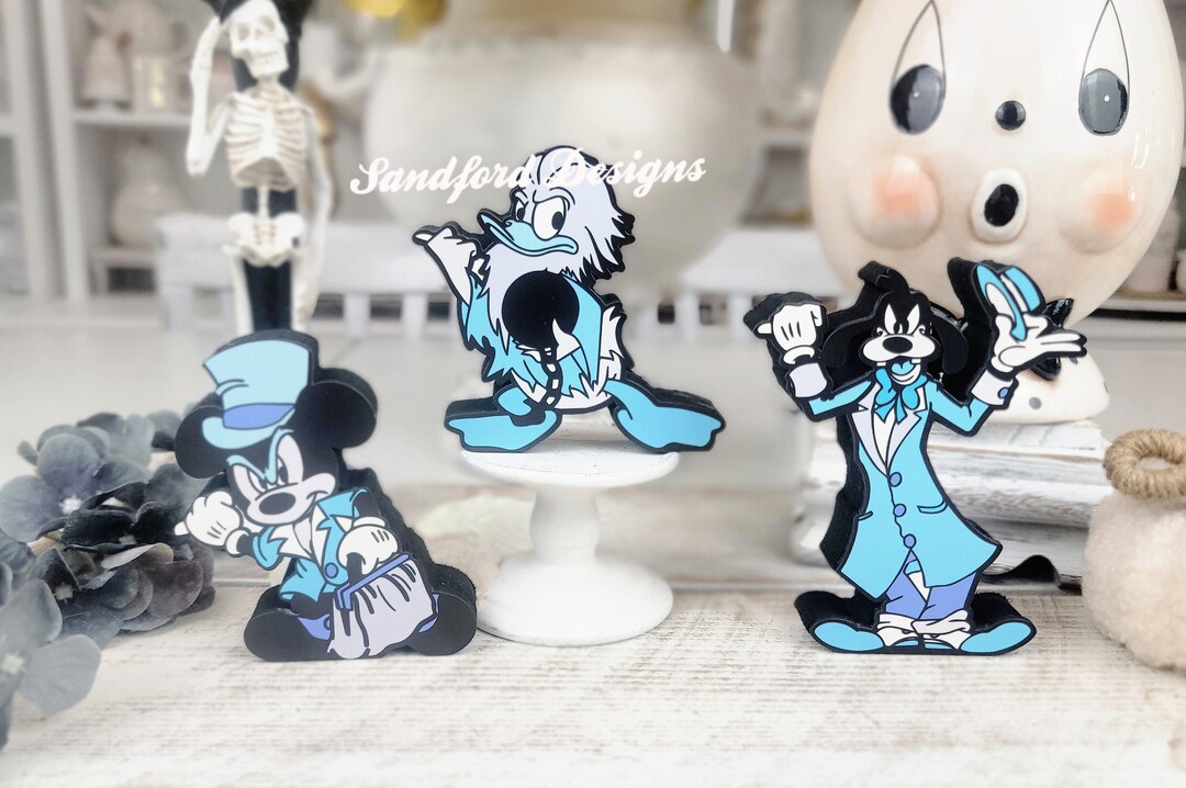 Mickey, Donald, Goofy Hitchhiking Ghosts Haunted Mansion Decorations ...