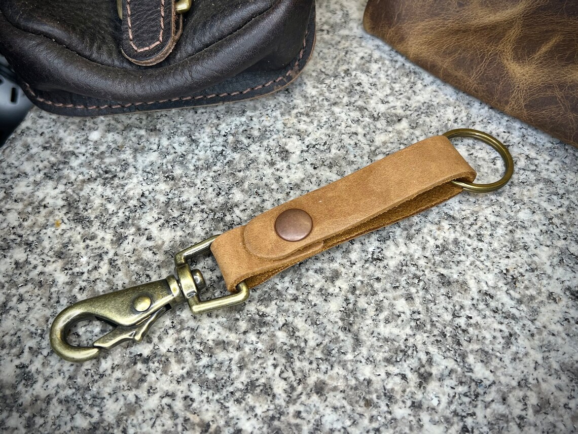 Leather Keychain - Removable Keyring - Snap - Antiqued Swivel Clip ...