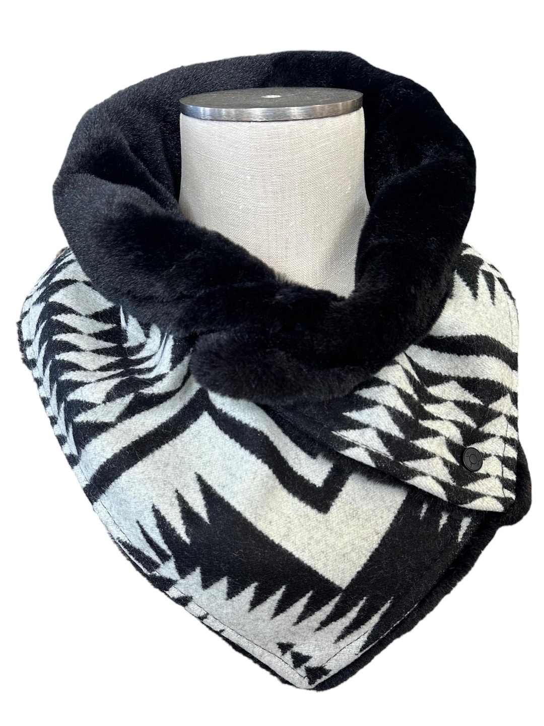 Neck Wrap Walking Rock Black & White - Etsy