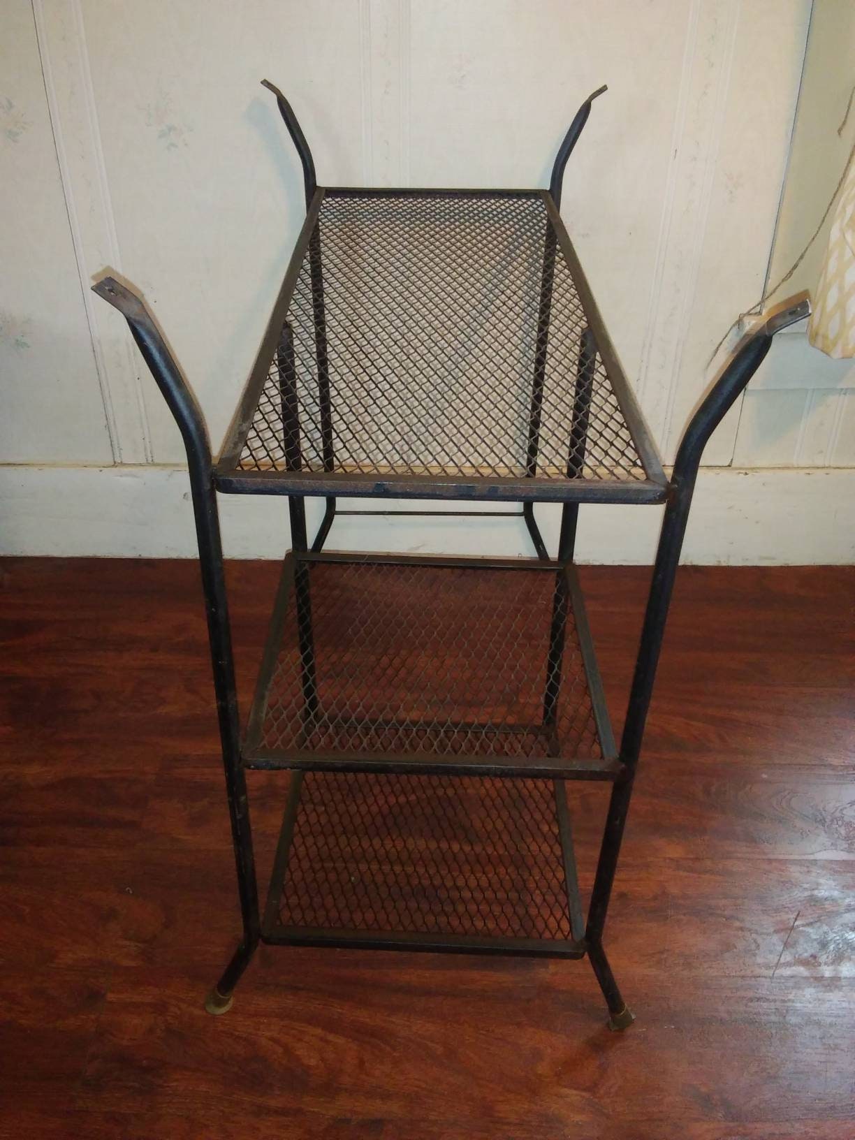 Vintage Wrought Iron Desk Antique Mesh Desk Office Furniture Student ...