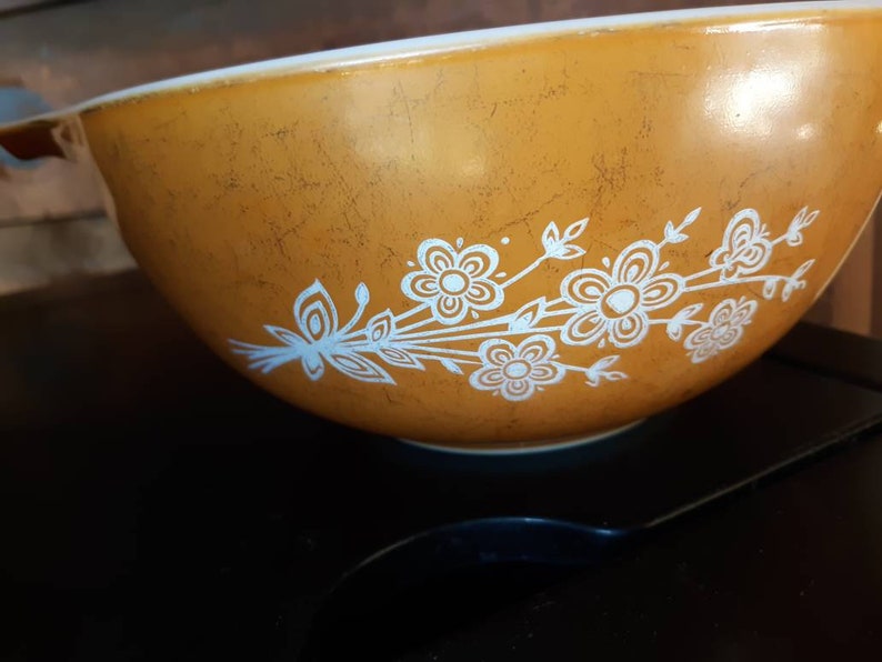 Vintage Pyrex Butterfly Gold Casserole Dish 442 Bakeware Ovenware 1 1 ...