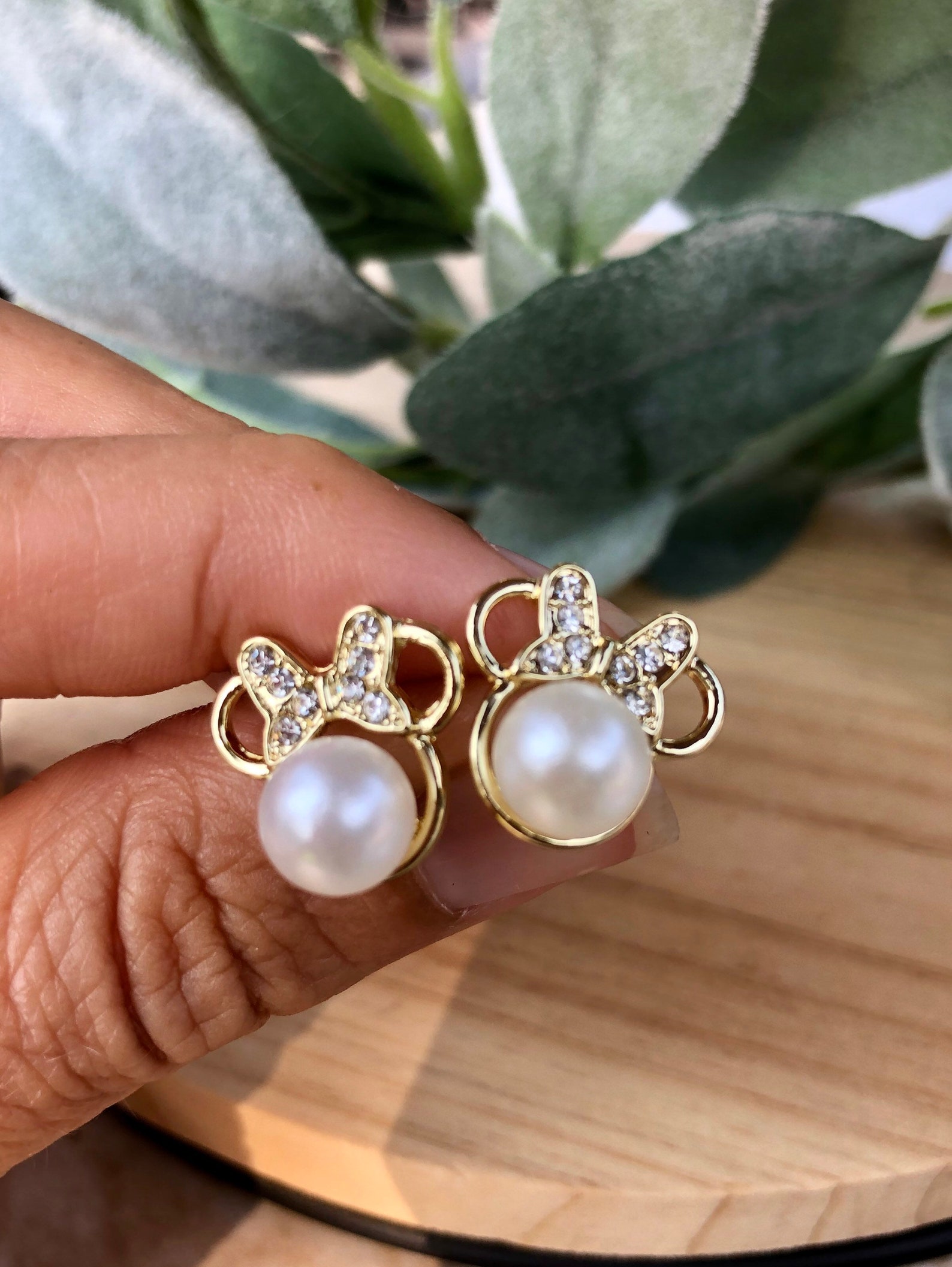 Minnie Pearl Stud Earrings | Etsy