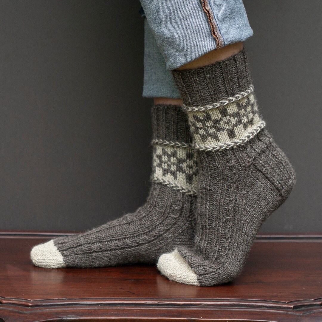 Seren Socks - Pattern - Knitting - Instant PDF Download - Etsy
