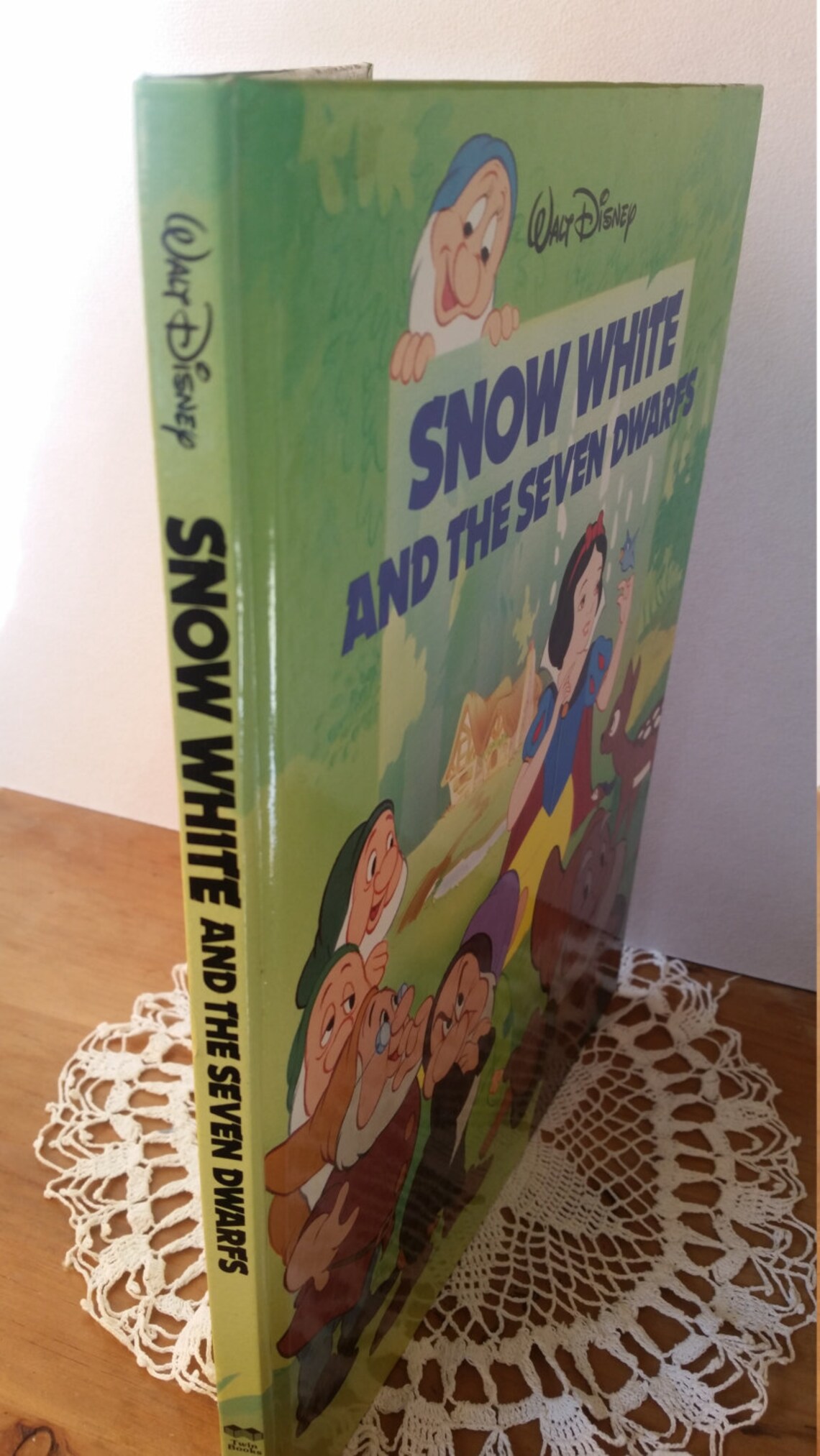 Vintage Snow White And The Seven Dwarfs The Disney Animated Etsy