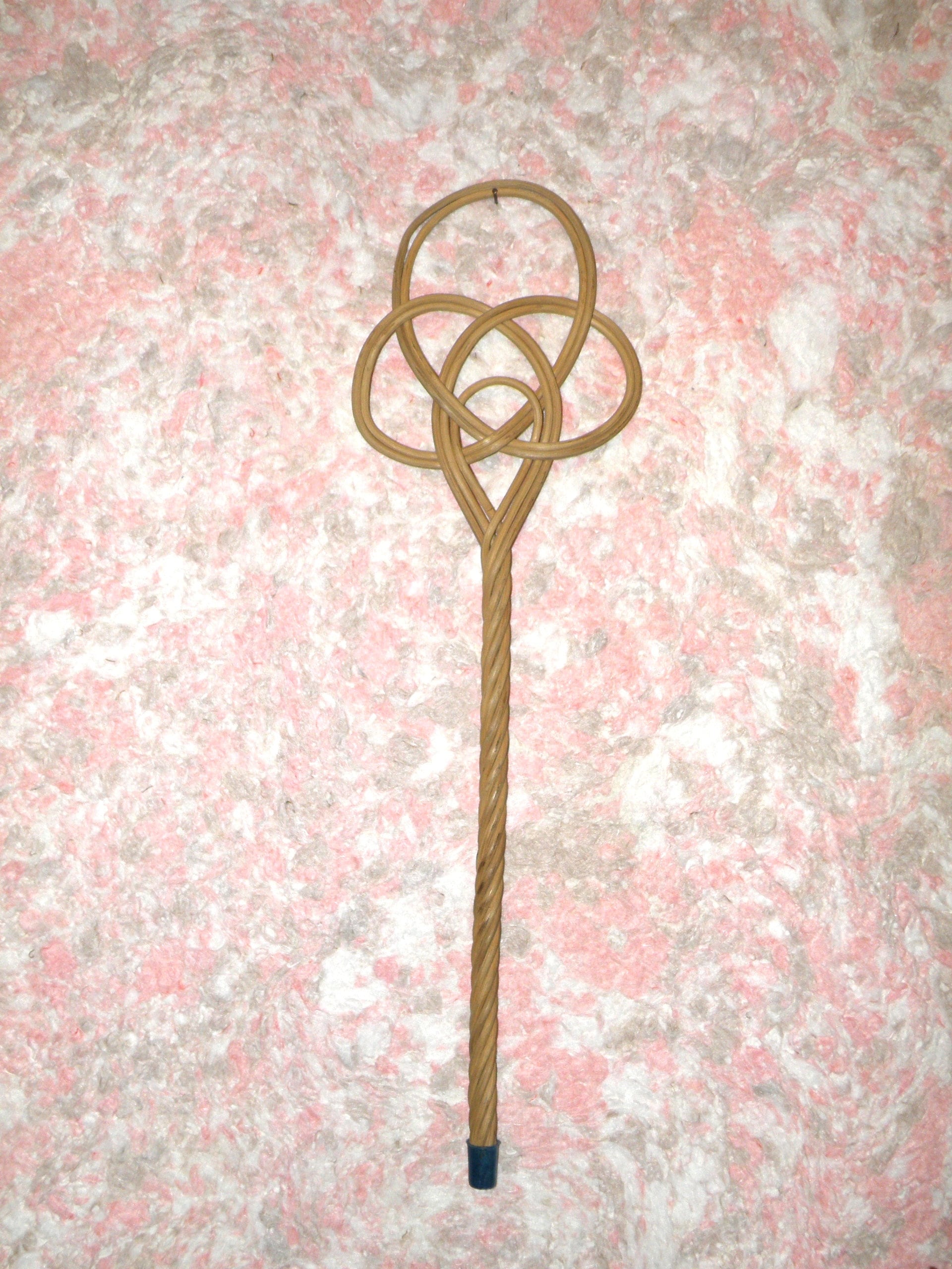 Vintage Rug Beater Rattan Carpet Beater, Woven Rug Beater, Wicker Rug ...