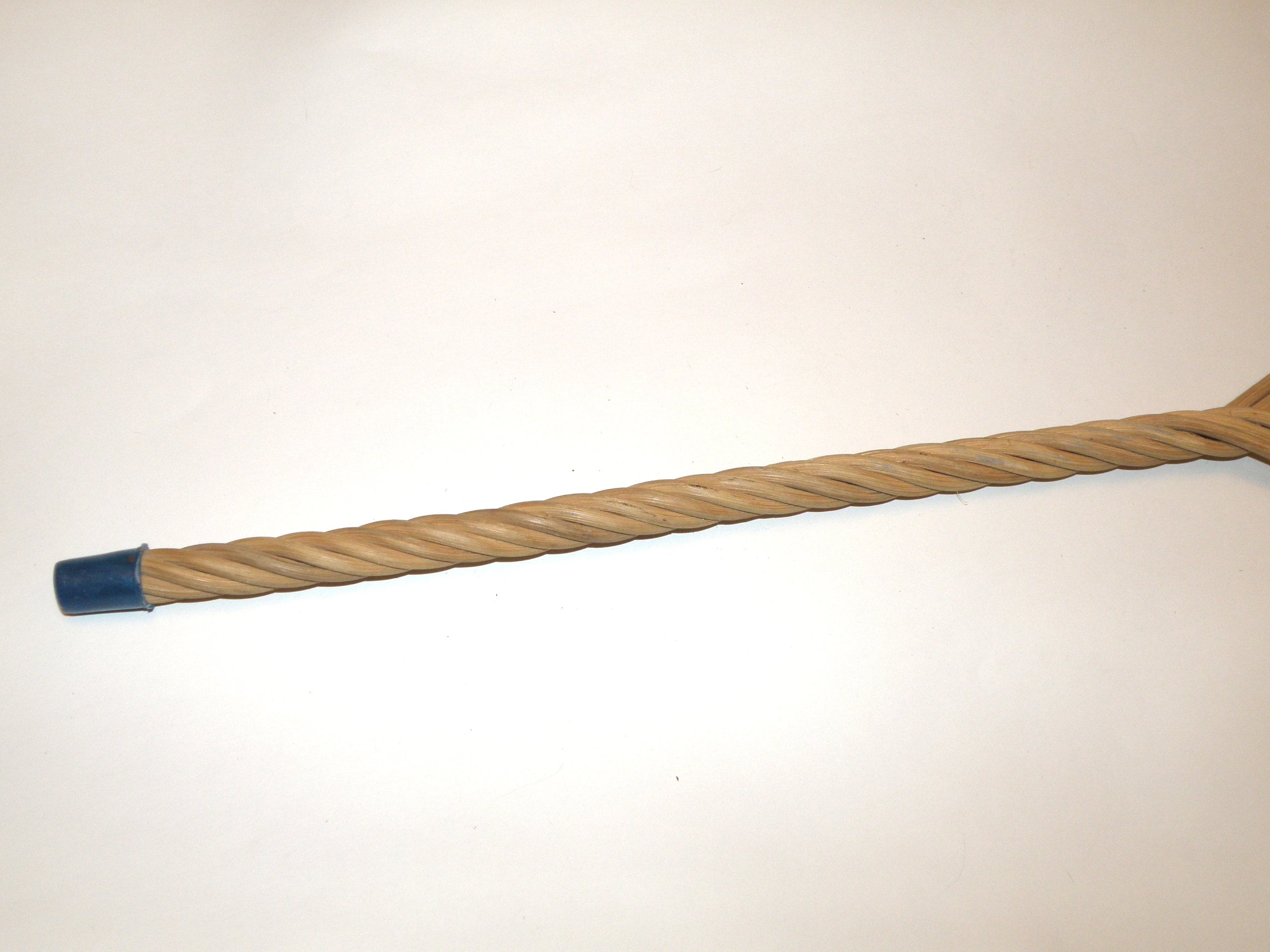 Vintage Rug Beater Rattan Carpet Beater, Woven Rug Beater, Wicker Rug ...