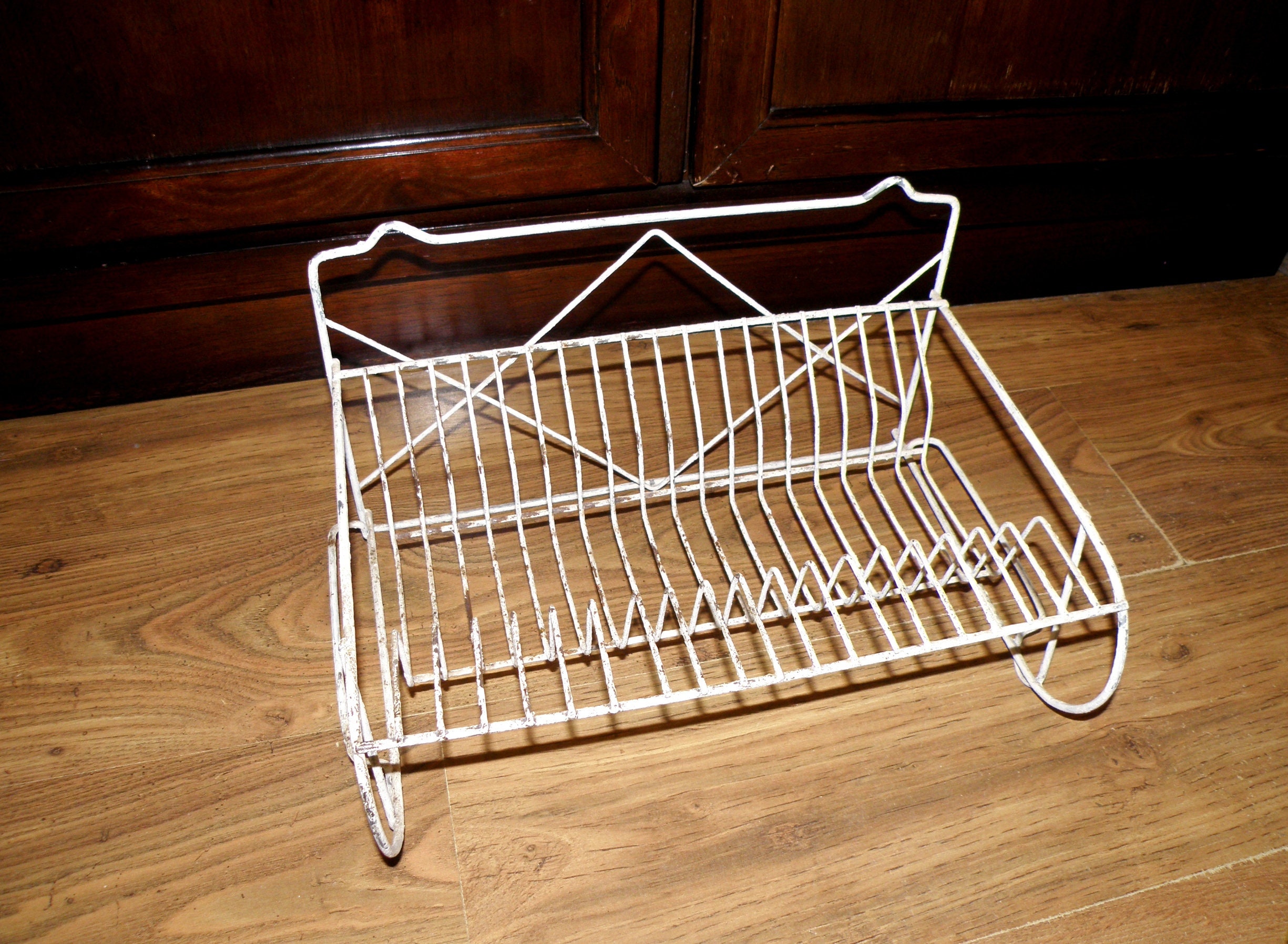 Vintage White Dish Wire Dryer Rack, Desktop or Wall Hanging Metal ...