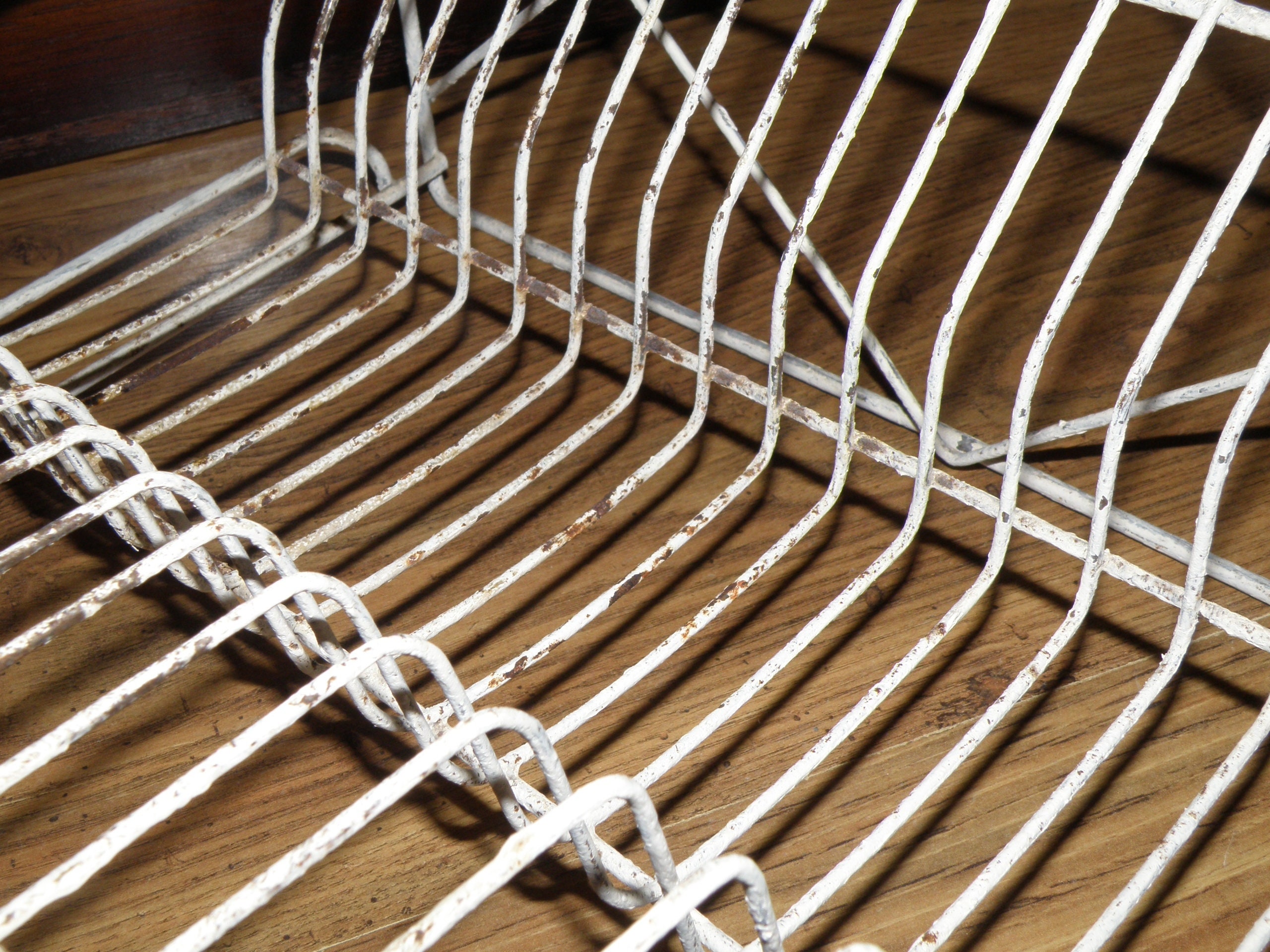 Vintage White Dish Wire Dryer Rack, Desktop or Wall Hanging Metal ...