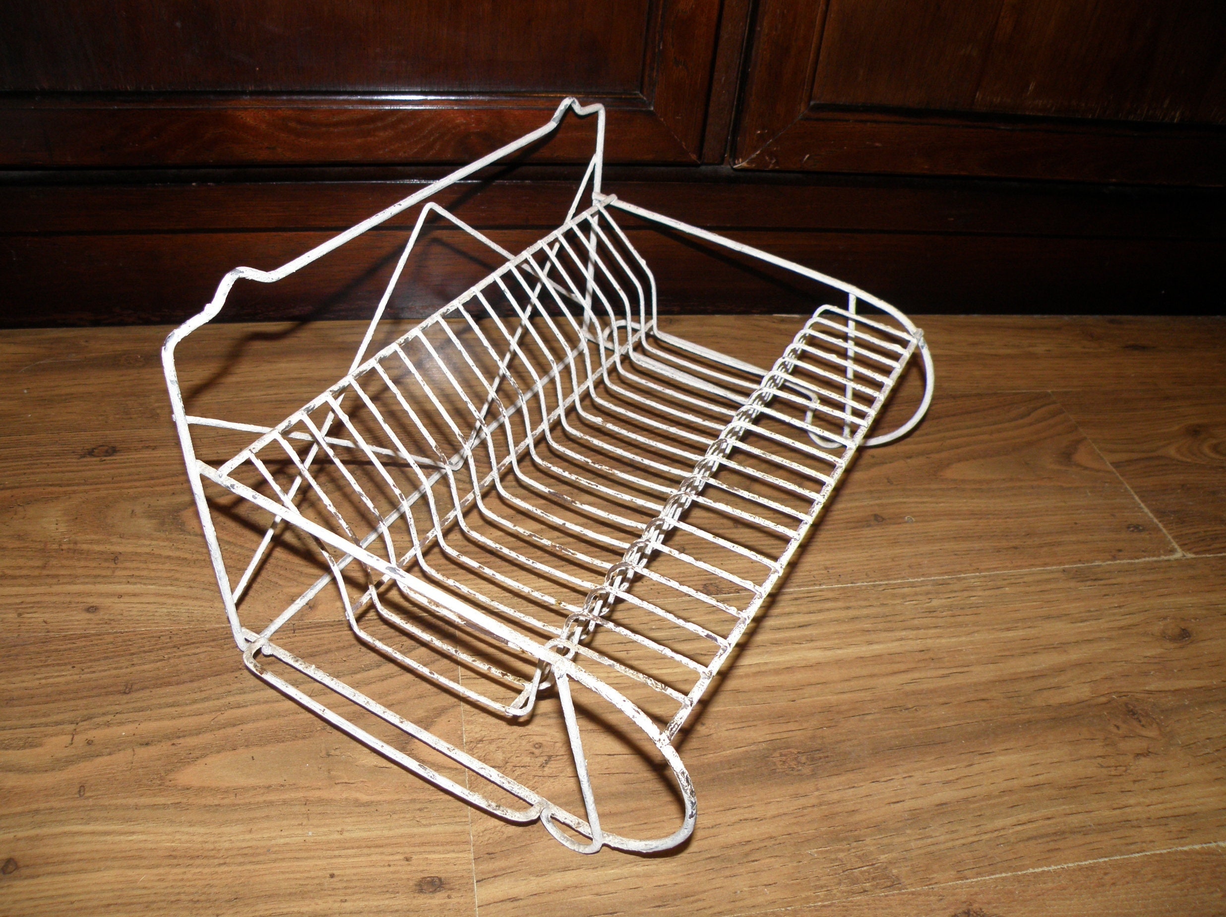 Vintage White Dish Wire Dryer Rack, Desktop or Wall Hanging Metal ...