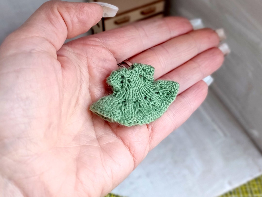 Miniature Doll Clothes DRESS 1:24 Dollhouse Miniature Baby Doll Clothes ...