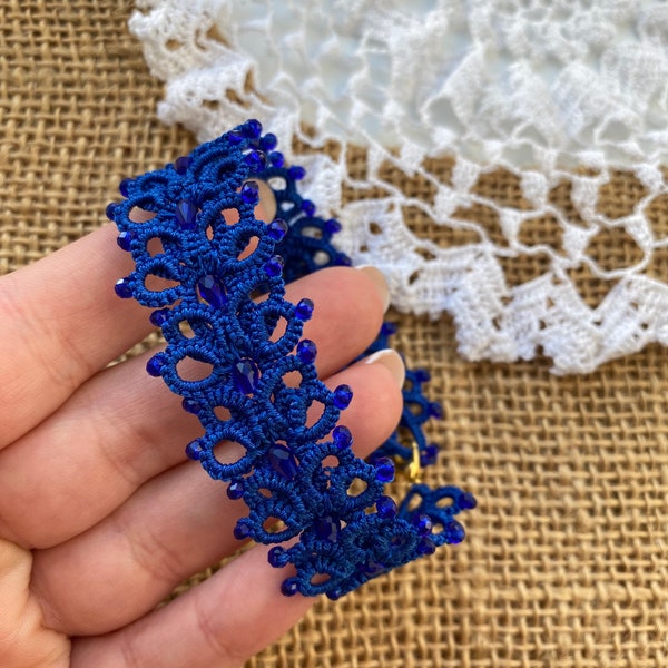 Wide Lace Cuffs - Etsy