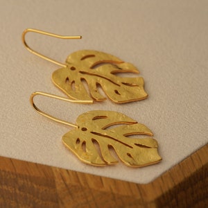 MONSTERA EARRING, Monstera Leaf, Leaf Earrings,plant Earring,monstera ...