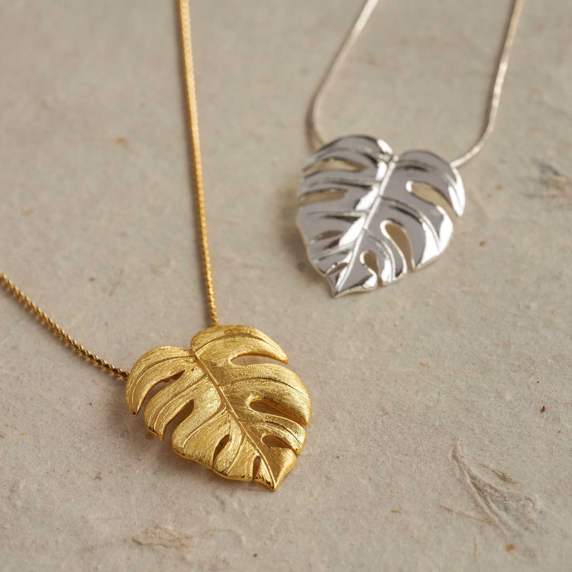 MONSTERA NECKLACE Monstera Leaf Leaf Necklaceplant - Etsy