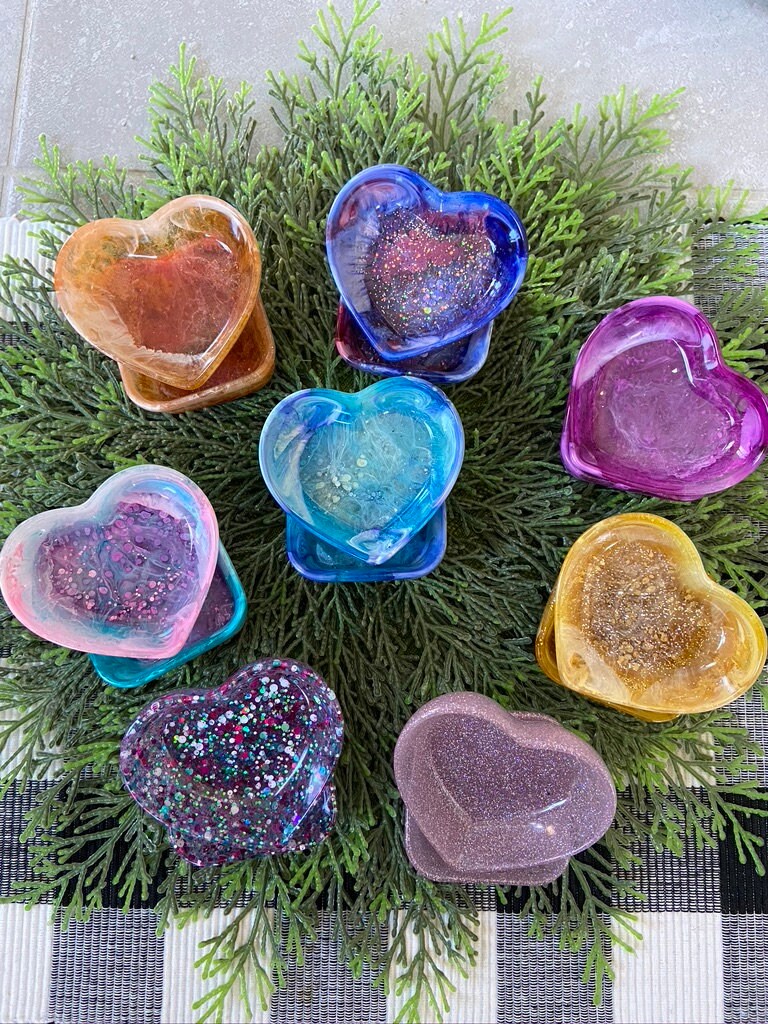 Resin Art - Mini Trinket Dishes - Pinch Pots - Nellas Cottage - Resin ...