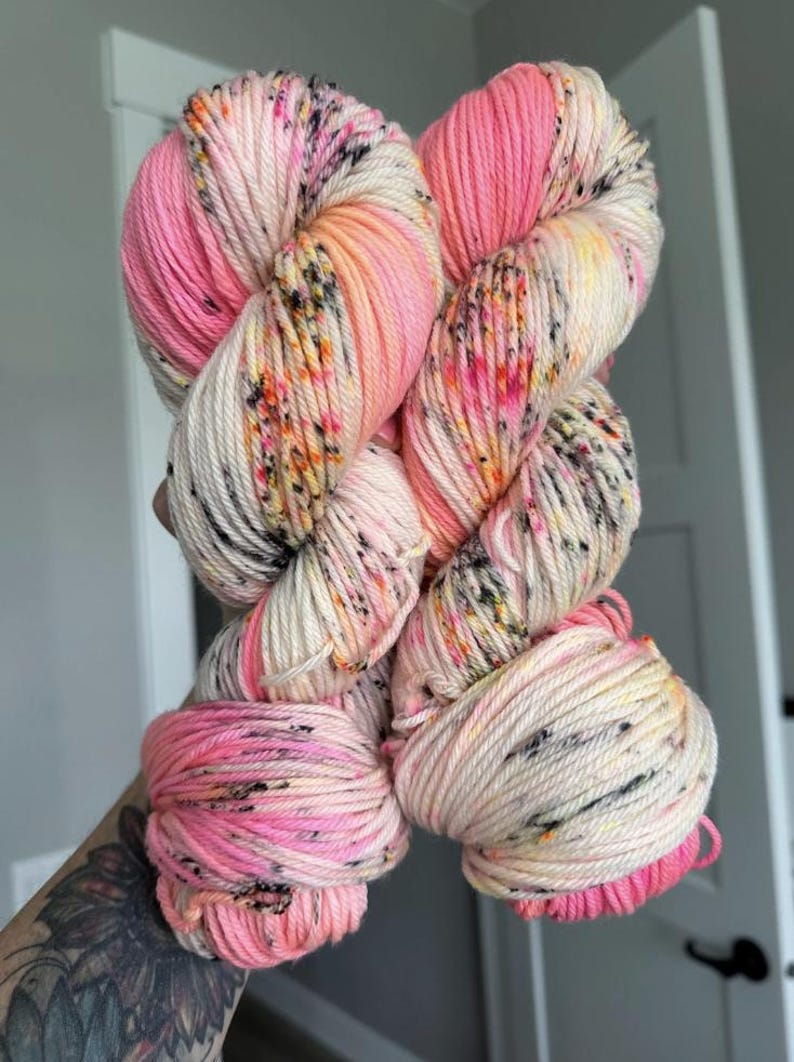 A Lil Loopy Hand Dyed Merino Wool Yarn – Neon Pink Orange Speckles ...