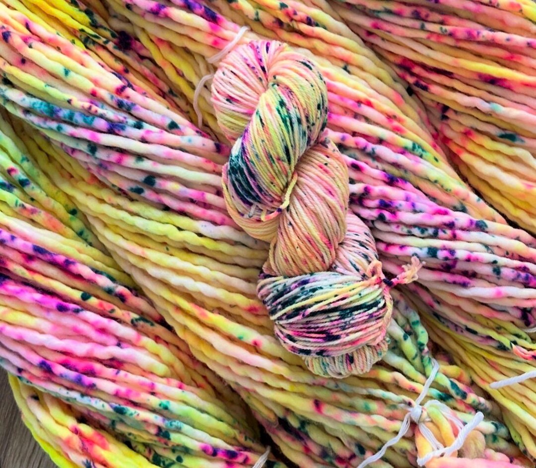 SUNRISE ON KAWAII - Hand Dyed Yarn - Nellas Cottage - Hand Dyed Fiber ...