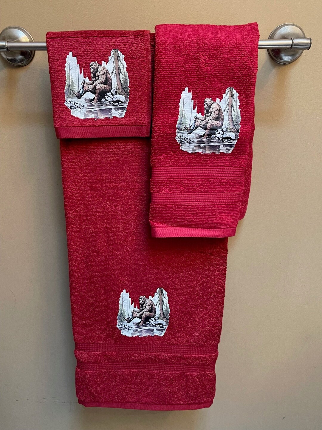 Bathing Bigfoot Premium Wash Rag, Hand Towel, & Bath Towel 3-piece Set ...