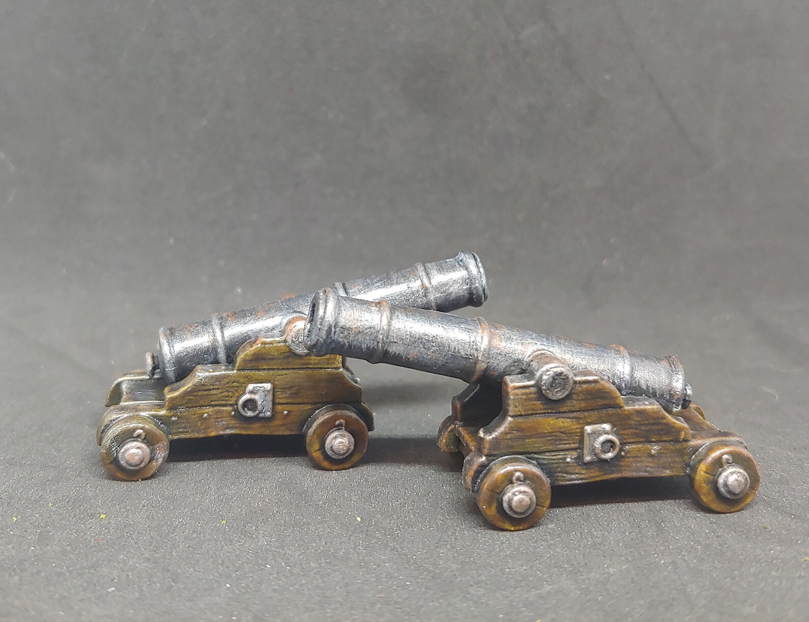Paint to Order 2x Cannons 28mm Wizkids Miniature Handpainted - Etsy